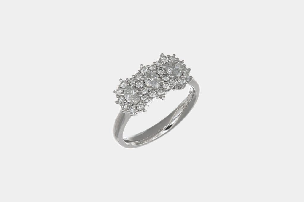 Anello rosetta trilogy diamanti Prestige White - Casavola - Gioiellieri ...